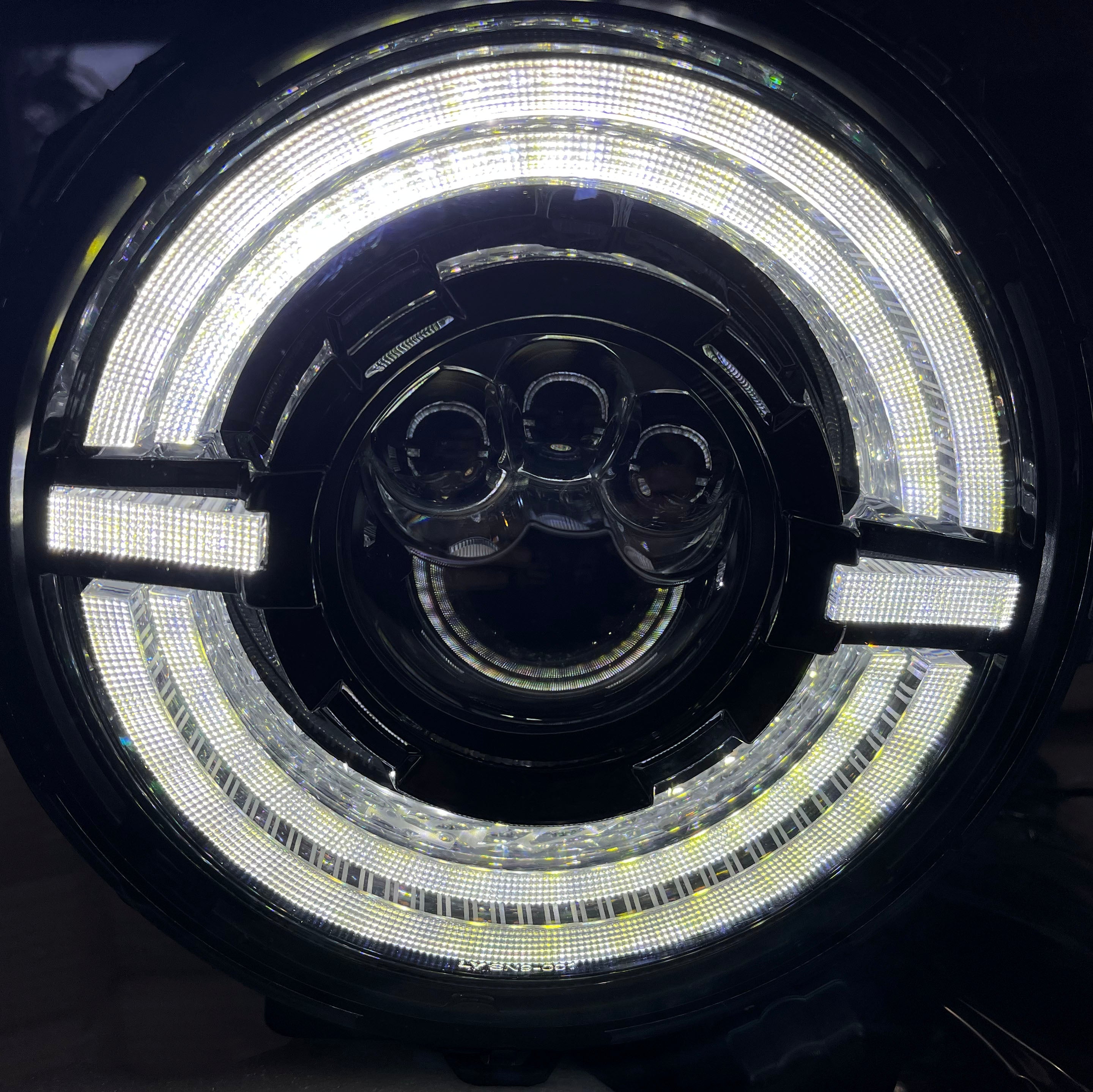 JL and JT Pure White - 9” LED Headlights – Redeemed LED